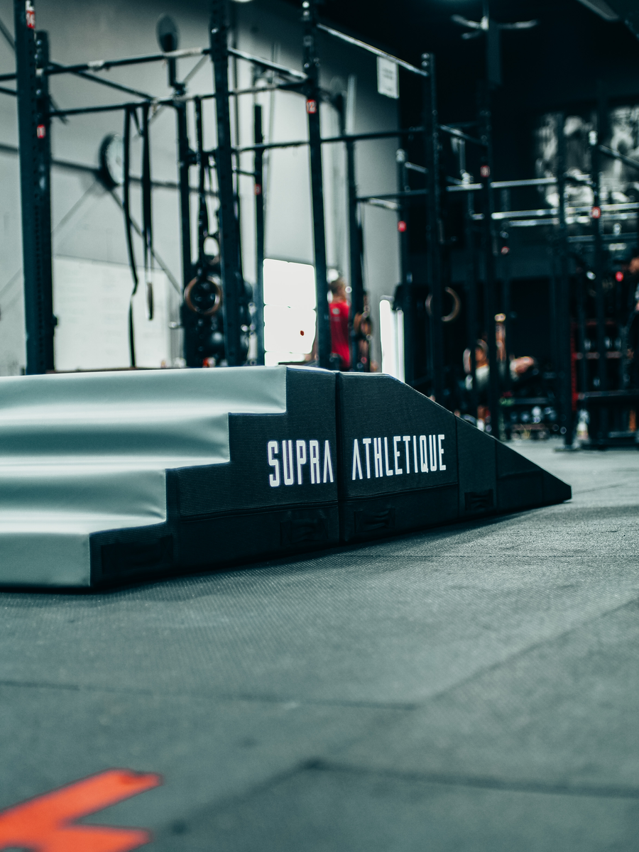 Hand Stand Walk Ramp with Stairs – Supra Athlétique
